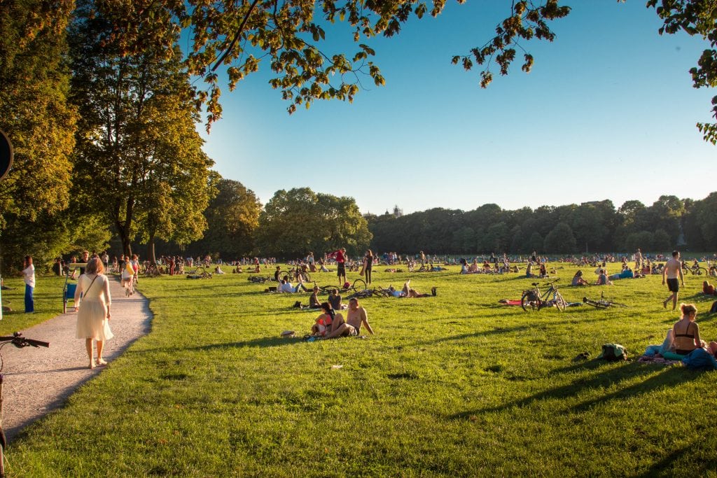 English Garden : River Surfing, Beer and Naked Sunbathing