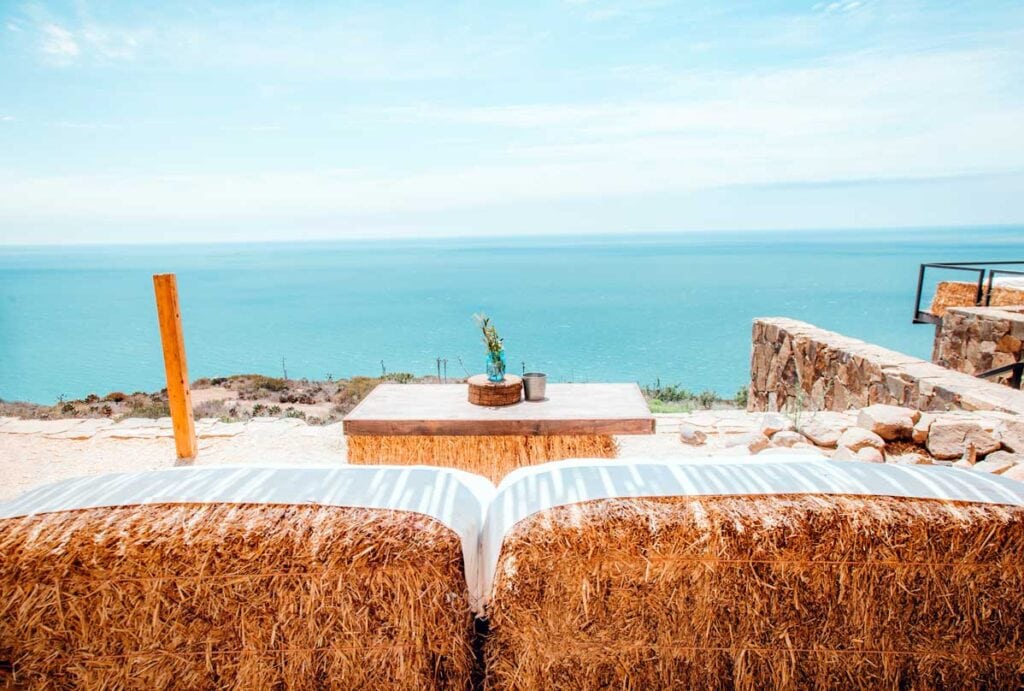 Cuatro Cuatros // Cocktails, Sunsets and Sweeping Views in Ensenada