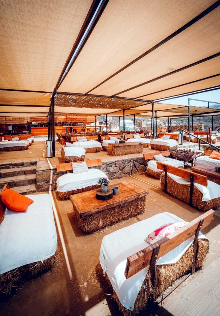 Cuatro Cuatros // Cocktails, Sunsets and Sweeping Views in Ensenada