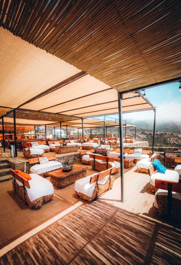 Cuatro Cuatros // Cocktails, Sunsets and Sweeping Views in Ensenada