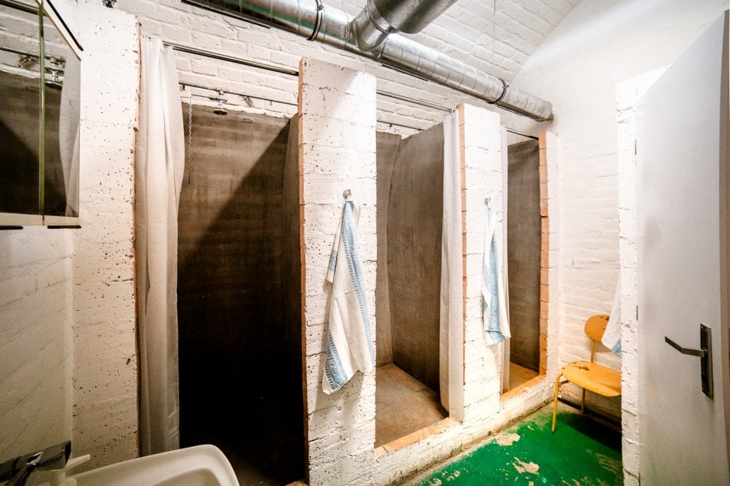 10-Z Bunker Hostel : Sleeping in a Nuclear Fallout Shelter in Brno